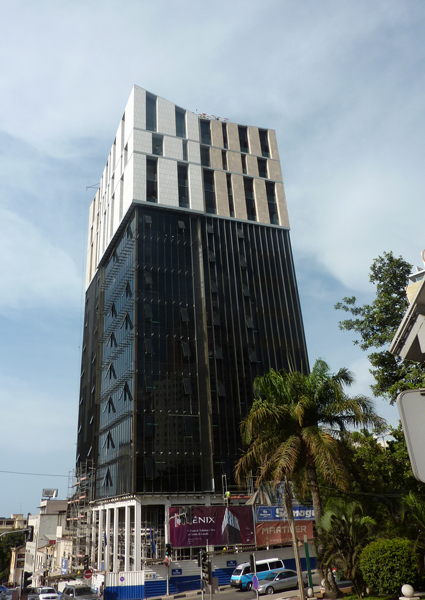 Luanda | Edifício Fénix | 16P | Concluído | Page 3 | SkyscraperCity Forum